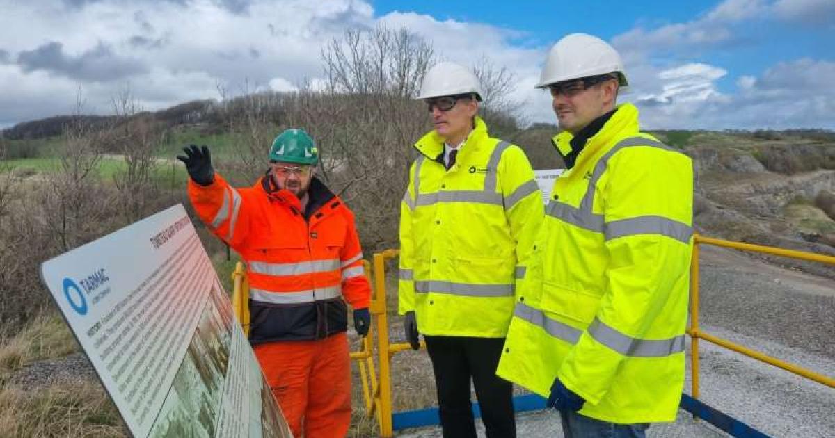 Shadow industry minister visits Tunstead Quarry | Agg-Net